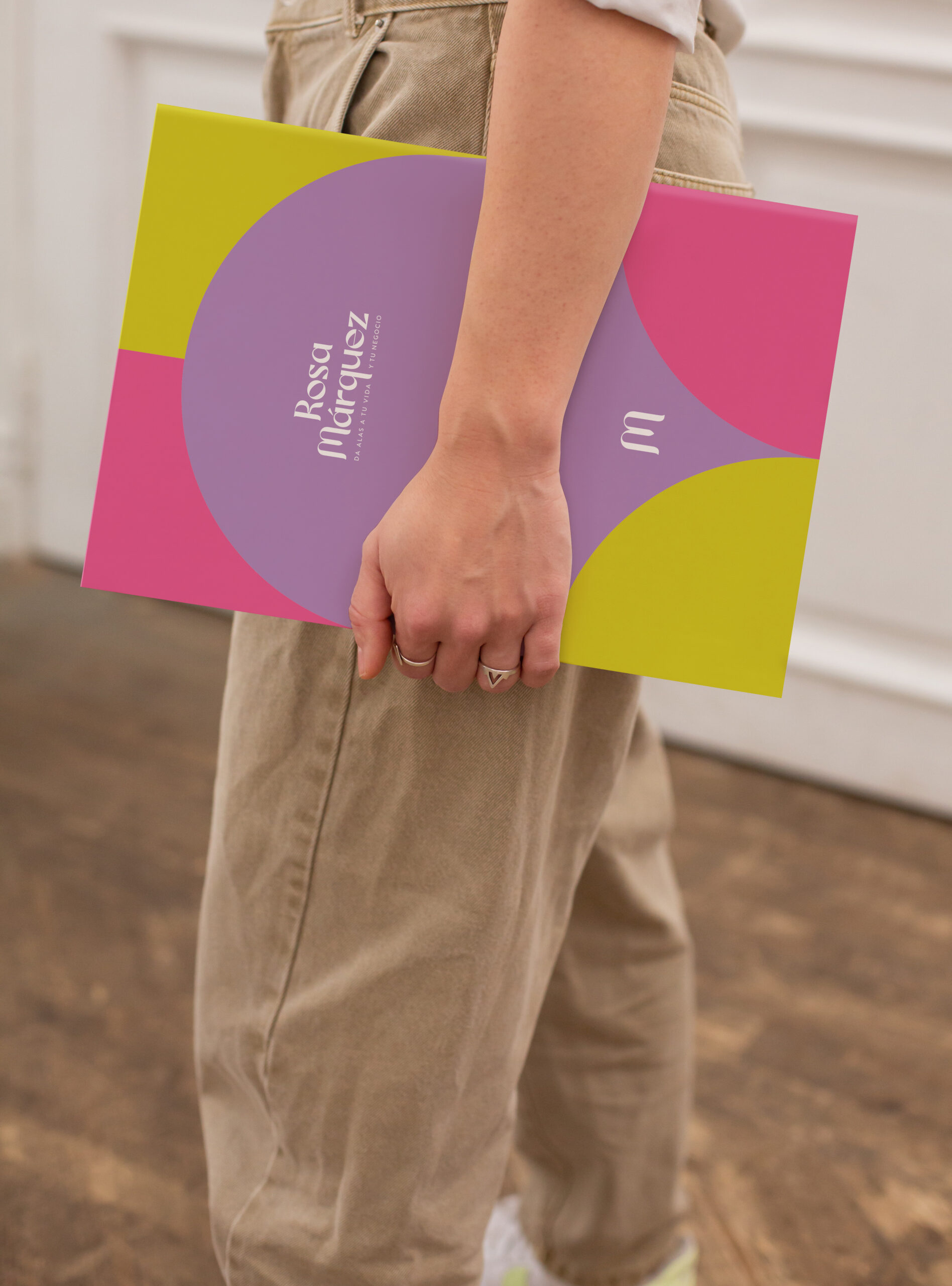 crear un logotipo que represente tu marca